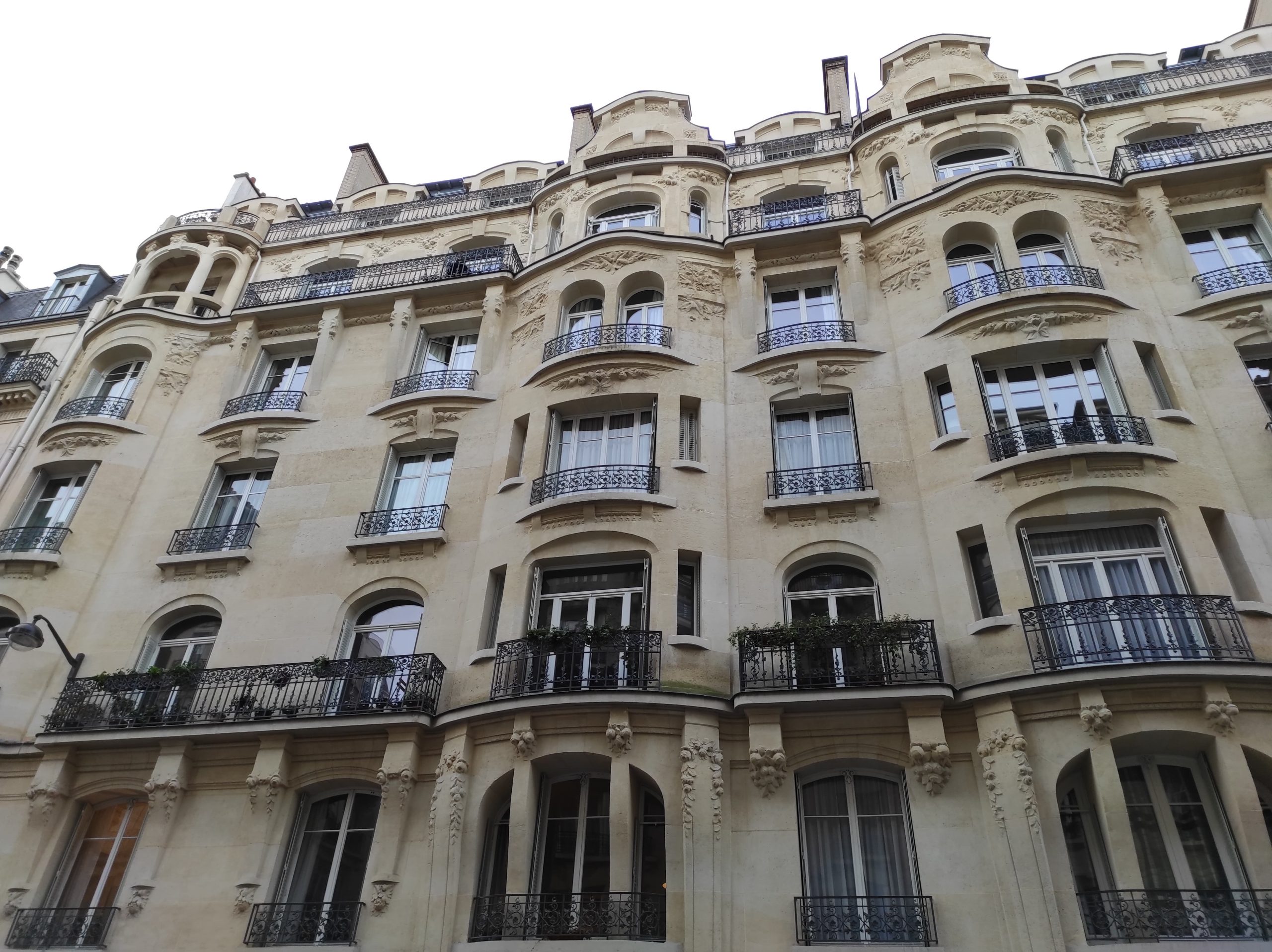 VENDU - Appartement familial Rue de Tocqueville 75017 Paris - StoneBridge